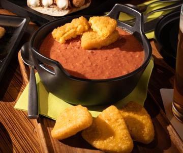 Mac & Cheese Tomato Bisque | McCain® Foodservice